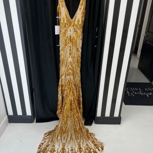 Dresses | Gown | Poshmark